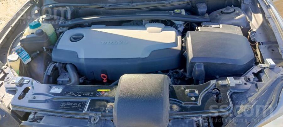 Grey Volvo XC90 2011 in Riga, with an engine capacity of 2.40 L and mileage of 184 thousand km for 11599 €, photo 18 on AUTOMOTO.COM.LV