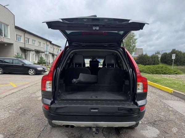 Pelēks Volvo XC90 2011 Viļņa, ar dzinēja tilpumu 2.40 L un nobraukumu 269 tūkst. km par 9888 €, foto 7 vietnē AUTOMOTO.COM.LV