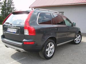 Grey Volvo XC90 2011 in Riga, with an engine capacity of 2.40 L and mileage of 342 thousand km for 10950 €, photo 18 on AUTOMOTO.COM.LV