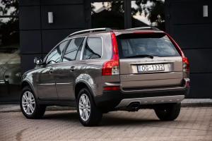 Pelēks Volvo XC90 2011 Jelgava, ar dzinēja tilpumu 2.40 L un nobraukumu 267 tūkst. km par 10450 €, foto 7 vietnē AUTOMOTO.COM.LV
