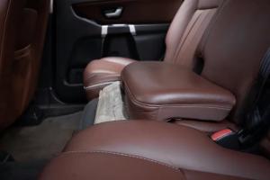 Pelēks Volvo XC90 2011 Jelgava, ar dzinēja tilpumu 2.40 L un nobraukumu 267 tūkst. km par 10450 €, foto 21 vietnē AUTOMOTO.COM.LV