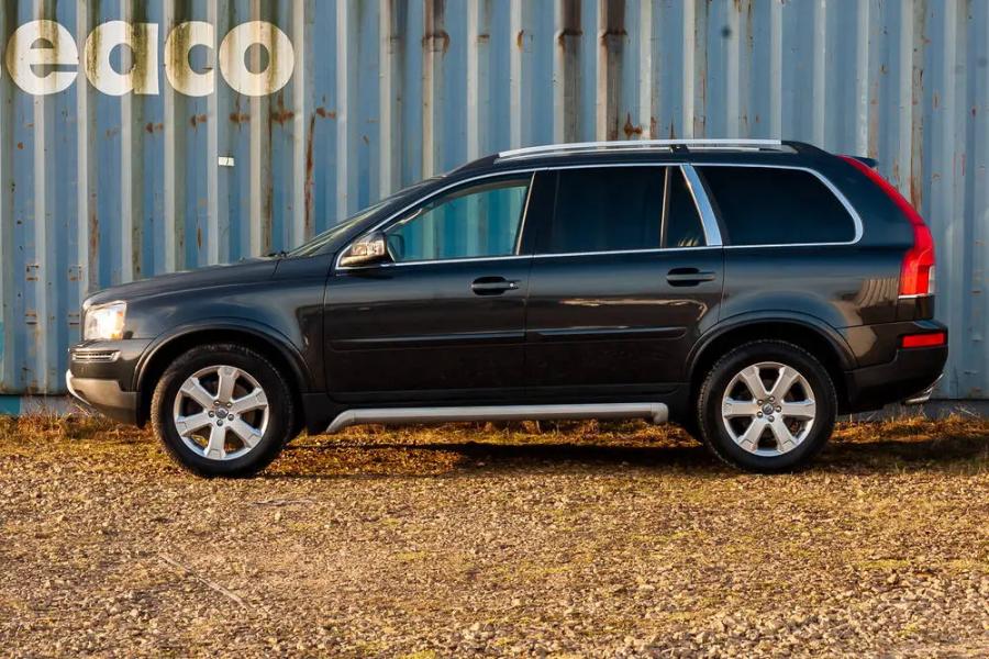 Pelēks Volvo XC90 2011 Rīga, ar dzinēja tilpumu 2.40 L un nobraukumu 278 tūkst. km par 11495 €, foto 9 vietnē AUTOMOTO.COM.LV