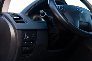 Pelēks Volvo XC90 2011 Rīga, ar dzinēja tilpumu 2.40 L un nobraukumu 278 tūkst. km par 11495 €, foto 15 vietnē AUTOMOTO.COM.LV
