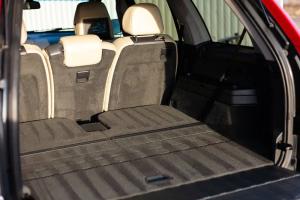 Pelēks Volvo XC90 2011 Rīga, ar dzinēja tilpumu 2.40 L un nobraukumu 278 tūkst. km par 11495 €, foto 27 vietnē AUTOMOTO.COM.LV