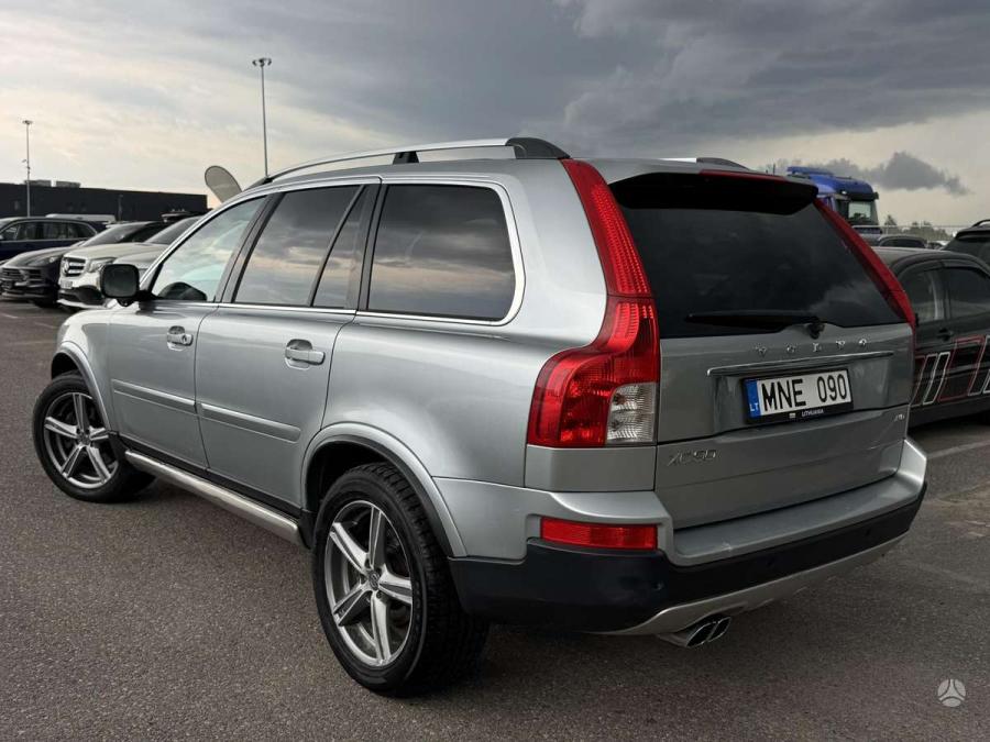 Grey Volvo XC90 2011 in Vilnius, with an engine capacity of 3.20 L and mileage of 305 thousand km for 6790 €, photo 11 on AUTOMOTO.COM.LV