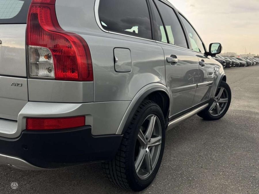 Grey Volvo XC90 2011 in Vilnius, with an engine capacity of 3.20 L and mileage of 305 thousand km for 6790 €, photo 14 on AUTOMOTO.COM.LV