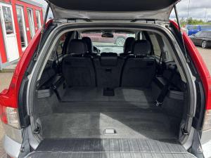 Grey Volvo XC90 2011 in Vilnius, with an engine capacity of 3.20 L and mileage of 305 thousand km for 6790 €, photo 38 on AUTOMOTO.COM.LV
