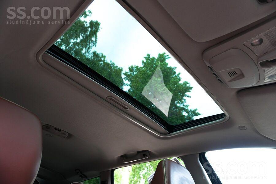 Pelēks Volvo XC90 2011 Rīga, ar dzinēja tilpumu 2.40 L un nobraukumu 313 tūkst. km par 8990 €, foto 15 vietnē AUTOMOTO.COM.LV