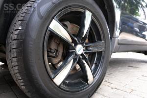 Pelēks Volvo XC90 2011 Rīga, ar dzinēja tilpumu 2.40 L un nobraukumu 313 tūkst. km par 8990 €, foto 18 vietnē AUTOMOTO.COM.LV
