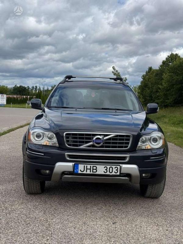 Pelēks Volvo XC90 2011 Kauņa, ar dzinēja tilpumu 2.40 L un nobraukumu 390 tūkst. km par 6300 €, foto 3 vietnē AUTOMOTO.COM.LV
