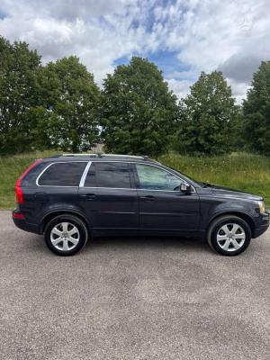 Pelēks Volvo XC90 2011 Kauņa, ar dzinēja tilpumu 2.40 L un nobraukumu 390 tūkst. km par 6300 €, foto 9 vietnē AUTOMOTO.COM.LV