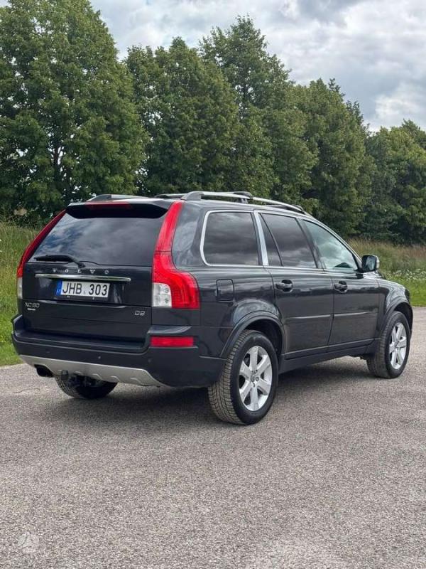 Pelēks Volvo XC90 2011 Kauņa, ar dzinēja tilpumu 2.40 L un nobraukumu 390 tūkst. km par 6300 €, foto 10 vietnē AUTOMOTO.COM.LV