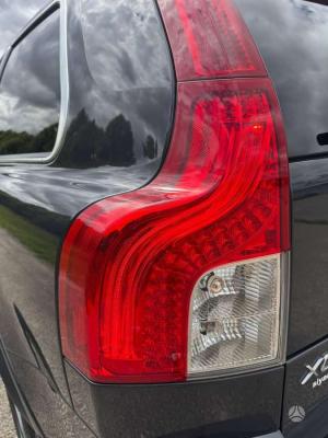 Pelēks Volvo XC90 2011 Kauņa, ar dzinēja tilpumu 2.40 L un nobraukumu 390 tūkst. km par 6300 €, foto 36 vietnē AUTOMOTO.COM.LV