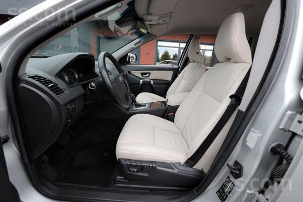 Pelēks Volvo XC90 2011 Jelgava, ar dzinēja tilpumu 2.40 L un nobraukumu 0 tūkst. km par 8650 €, foto 7 vietnē AUTOMOTO.COM.LV
