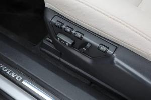 Grey Volvo XC90 2011 in Jelgava, with an engine capacity of 2.40 L and mileage of 322 thousand km for 8990 €, photo 24 on AUTOMOTO.COM.LV