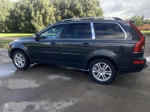 Pelēks Volvo XC90 2011 Marijampole, ar dzinēja tilpumu 2.40 L un nobraukumu 330 tūkst. km par 8850 €, foto 9 vietnē AUTOMOTO.COM.LV
