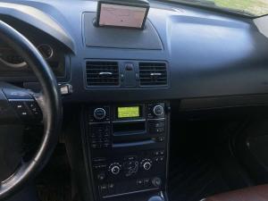 Pelēks Volvo XC90 2011 Marijampole, ar dzinēja tilpumu 2.40 L un nobraukumu 330 tūkst. km par 8850 €, foto 30 vietnē AUTOMOTO.COM.LV