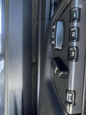 Pelēks Volvo XC90 2011 Marijampole, ar dzinēja tilpumu 2.40 L un nobraukumu 330 tūkst. km par 8850 €, foto 34 vietnē AUTOMOTO.COM.LV