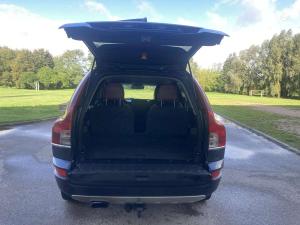 Pelēks Volvo XC90 2011 Marijampole, ar dzinēja tilpumu 2.40 L un nobraukumu 330 tūkst. km par 8850 €, foto 42 vietnē AUTOMOTO.COM.LV