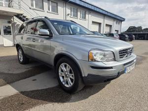 Grey Volvo XC90 2011 in Marijampole, with an engine capacity of 2.40 L and mileage of 275 thousand km for 6199 €, photo 4 on AUTOMOTO.COM.LV