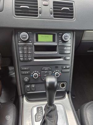 Grey Volvo XC90 2011 in Marijampole, with an engine capacity of 2.40 L and mileage of 275 thousand km for 6199 €, photo 14 on AUTOMOTO.COM.LV