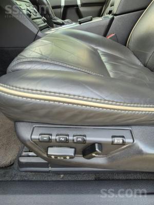 Grey Volvo XC90 2011 in Riga, with an engine capacity of 2.40 L and mileage of 385 thousand km for 8500 €, photo 9 on AUTOMOTO.COM.LV