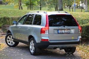 Pelēks Volvo XC90 2011 Rīga, ar dzinēja tilpumu 2.40 L un nobraukumu 0 tūkst. km par 9950 €, foto 9 vietnē AUTOMOTO.COM.LV