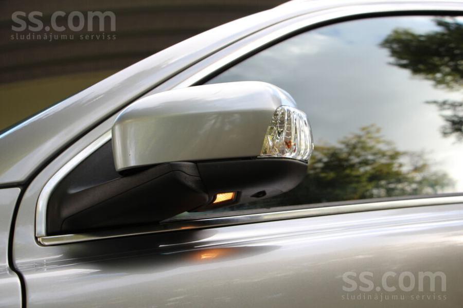 Pelēks Volvo XC90 2011 Rīga, ar dzinēja tilpumu 2.40 L un nobraukumu 0 tūkst. km par 9950 €, foto 13 vietnē AUTOMOTO.COM.LV