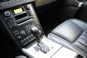Pelēks Volvo XC90 2011 Rīga, ar dzinēja tilpumu 2.40 L un nobraukumu 0 tūkst. km par 9950 €, foto 18 vietnē AUTOMOTO.COM.LV