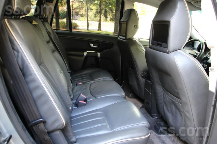 Pelēks Volvo XC90 2011 Rīga, ar dzinēja tilpumu 2.40 L un nobraukumu 0 tūkst. km par 9950 €, foto 19 vietnē AUTOMOTO.COM.LV