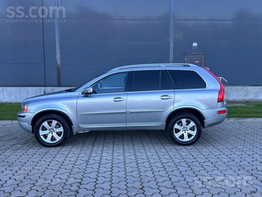 Pelēks Volvo XC90 2012 Rīga, ar dzinēja tilpumu 2.40 L un nobraukumu 310 tūkst. km par 11250 €, foto 6 vietnē AUTOMOTO.COM.LV