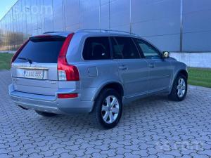 Pelēks Volvo XC90 2012 Rīga, ar dzinēja tilpumu 2.40 L un nobraukumu 310 tūkst. km par 11250 €, foto 7 vietnē AUTOMOTO.COM.LV