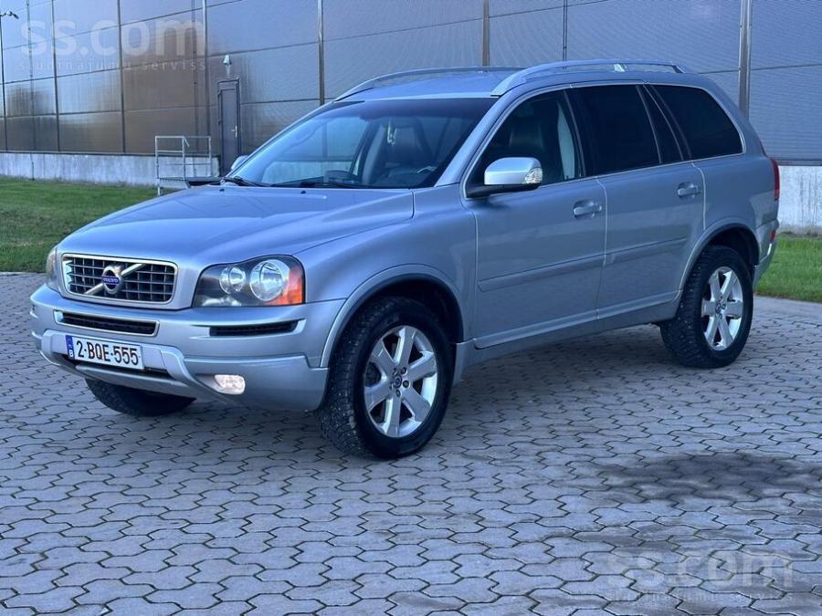 Pelēks Volvo XC90 2012 Rīga, ar dzinēja tilpumu 2.40 L un nobraukumu 310 tūkst. km par 11250 €, foto 8 vietnē AUTOMOTO.COM.LV