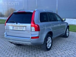Pelēks Volvo XC90 2012 Rīga, ar dzinēja tilpumu 2.40 L un nobraukumu 310 tūkst. km par 11250 €, foto 10 vietnē AUTOMOTO.COM.LV