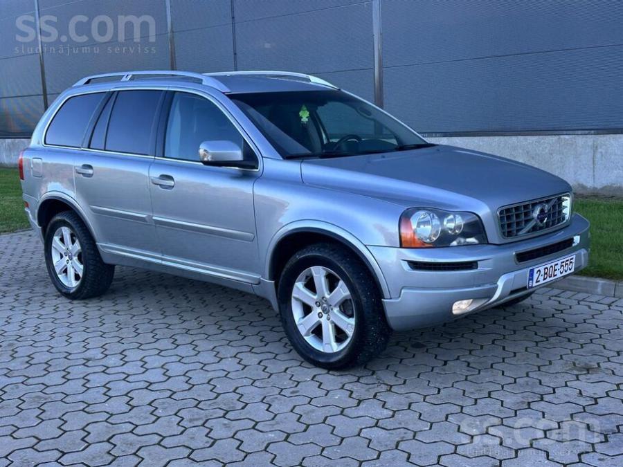 Pelēks Volvo XC90 2012 Rīga, ar dzinēja tilpumu 2.40 L un nobraukumu 310 tūkst. km par 11250 €, foto 14 vietnē AUTOMOTO.COM.LV