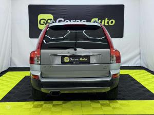 Grey Volvo XC90 2012 in Vilnius, with an engine capacity of 2.40 L and mileage of 276 thousand km for 8990 €, photo 5 on AUTOMOTO.COM.LV