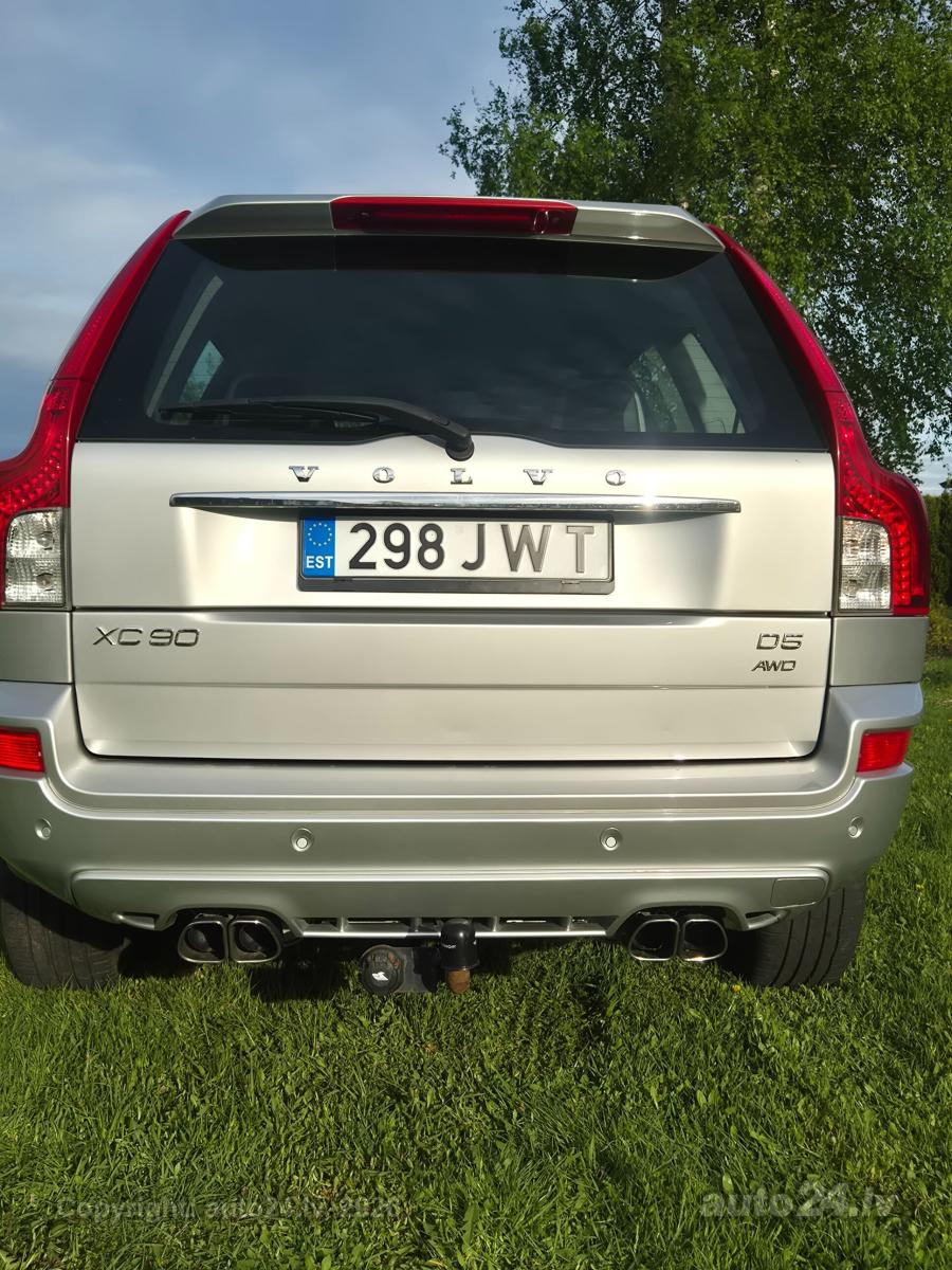 Pelēks Volvo XC90 2012 Valga, ar dzinēja tilpumu 2.40 L un nobraukumu 250 tūkst. km par 11100 €, foto 4 vietnē AUTOMOTO.COM.LV
