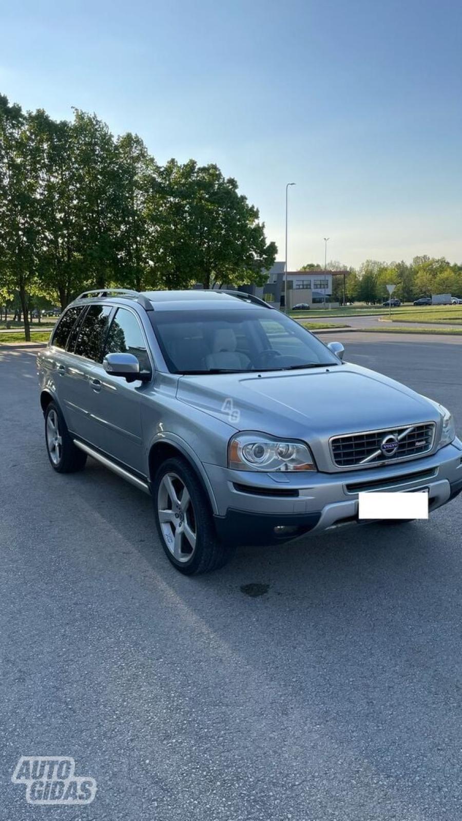 Grey Volvo XC90 2012 in Kaunas, with an engine capacity of 3.20 L and mileage of 212 thousand km for 4999 €, photo 5 on AUTOMOTO.COM.LV
