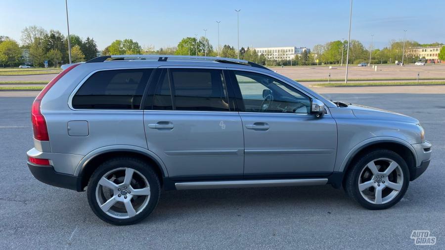 Grey Volvo XC90 2012 in Kaunas, with an engine capacity of 3.20 L and mileage of 212 thousand km for 4999 €, photo 6 on AUTOMOTO.COM.LV