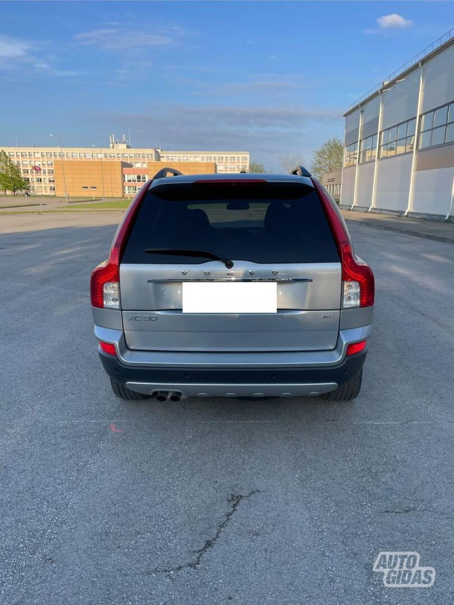 Grey Volvo XC90 2012 in Kaunas, with an engine capacity of 3.20 L and mileage of 212 thousand km for 4999 €, photo 9 on AUTOMOTO.COM.LV