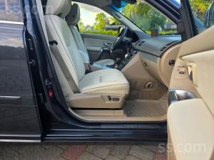 Grey Volvo XC90 2012 in Riga, with an engine capacity of 2.40 L and mileage of 303 thousand km for 11950 €, photo 24 on AUTOMOTO.COM.LV