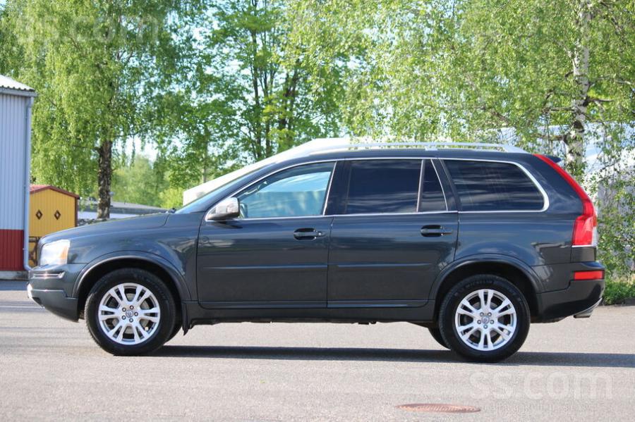 Pelēks Volvo XC90 2012 Rīga, ar dzinēja tilpumu 2.40 L un nobraukumu 0 tūkst. km par 10990 €, foto 6 vietnē AUTOMOTO.COM.LV
