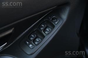 Pelēks Volvo XC90 2012 Rīga, ar dzinēja tilpumu 2.40 L un nobraukumu 0 tūkst. km par 10990 €, foto 9 vietnē AUTOMOTO.COM.LV