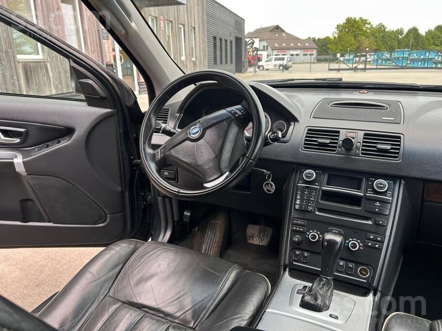 Серый Вольво ХС90 2012 в Огре, объемом двигателя 3.20 л и пробегом 320 тыс. км за 9800 €, фото 5 на AUTOMOTO.COM.LV