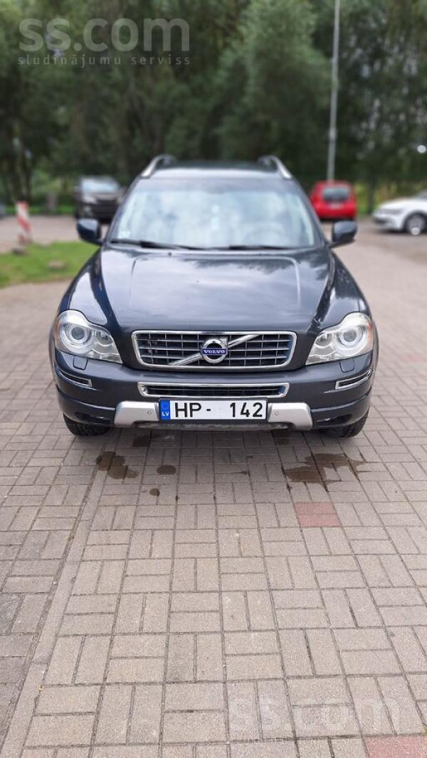 Grey Volvo XC90 2012 in Liepaja, with an engine capacity of 2.40 L and mileage of 209 thousand km for 11559 €, photo 1 on AUTOMOTO.COM.LV