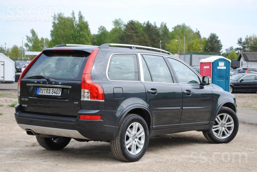 Pelēks Volvo XC90 2012 Rīga, ar dzinēja tilpumu 2.40 L un nobraukumu 246 tūkst. km par 10690 €, foto 3 vietnē AUTOMOTO.COM.LV