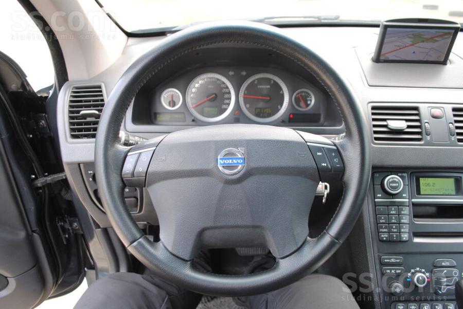 Pelēks Volvo XC90 2012 Rīga, ar dzinēja tilpumu 2.40 L un nobraukumu 246 tūkst. km par 10690 €, foto 19 vietnē AUTOMOTO.COM.LV