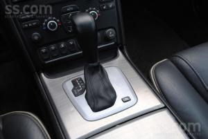 Pelēks Volvo XC90 2012 Rīga, ar dzinēja tilpumu 2.40 L un nobraukumu 246 tūkst. km par 10690 €, foto 21 vietnē AUTOMOTO.COM.LV