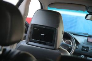 Grey Volvo XC90 2012 in Riga, with an engine capacity of 2.40 L and mileage of 272 thousand km for 10990 €, photo 9 on AUTOMOTO.COM.LV