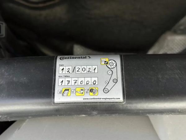 Grey Volvo XC90 2012 in Riga, with an engine capacity of 2.40 L and mileage of 213 thousand km for 11500 €, photo 10 on AUTOMOTO.COM.LV